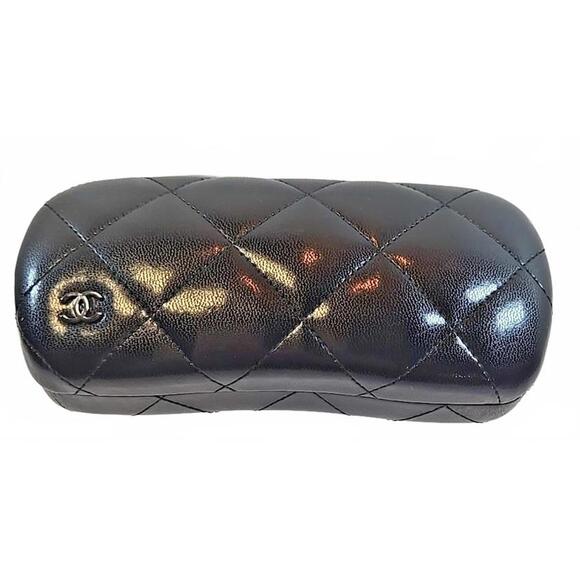 CHANEL | Accessories | Chanel Black Leather Quilted Eyeglass Sunglass ...